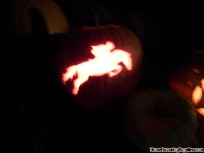 24 Impressive Horse Halloween Pumpkins | HORSE NATION