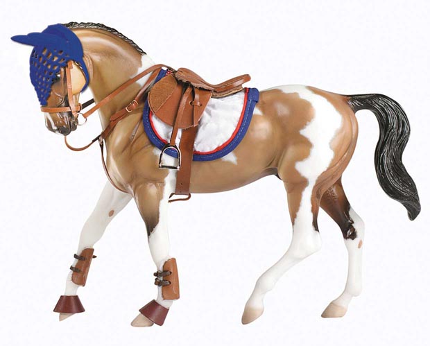 A Day in the (Mostly) Tiny, Adorable Life of Brenda Breyer | HORSE NATION